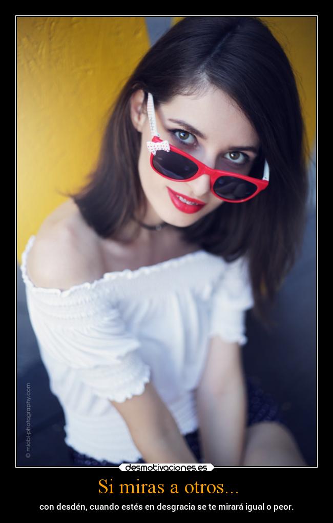 Imágenes y Carteles de SUPERFICIALIDAD | Desmotivaciones